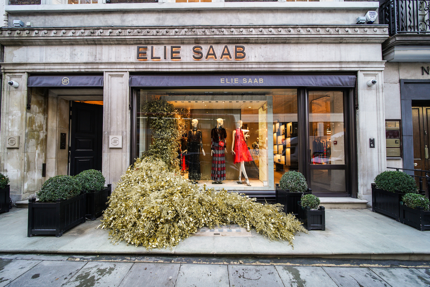 Elie Saab Christmas 2018 | Bruton Street London | Larry Walshe Studios